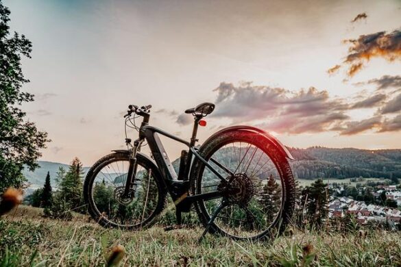 Alarming Surge in E-Bike Crashes in London: Nearly 1 in 5 Serious ...