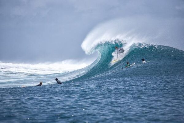 North London Inland Surfing Centre: Artificial Waves, Beach Sports ...